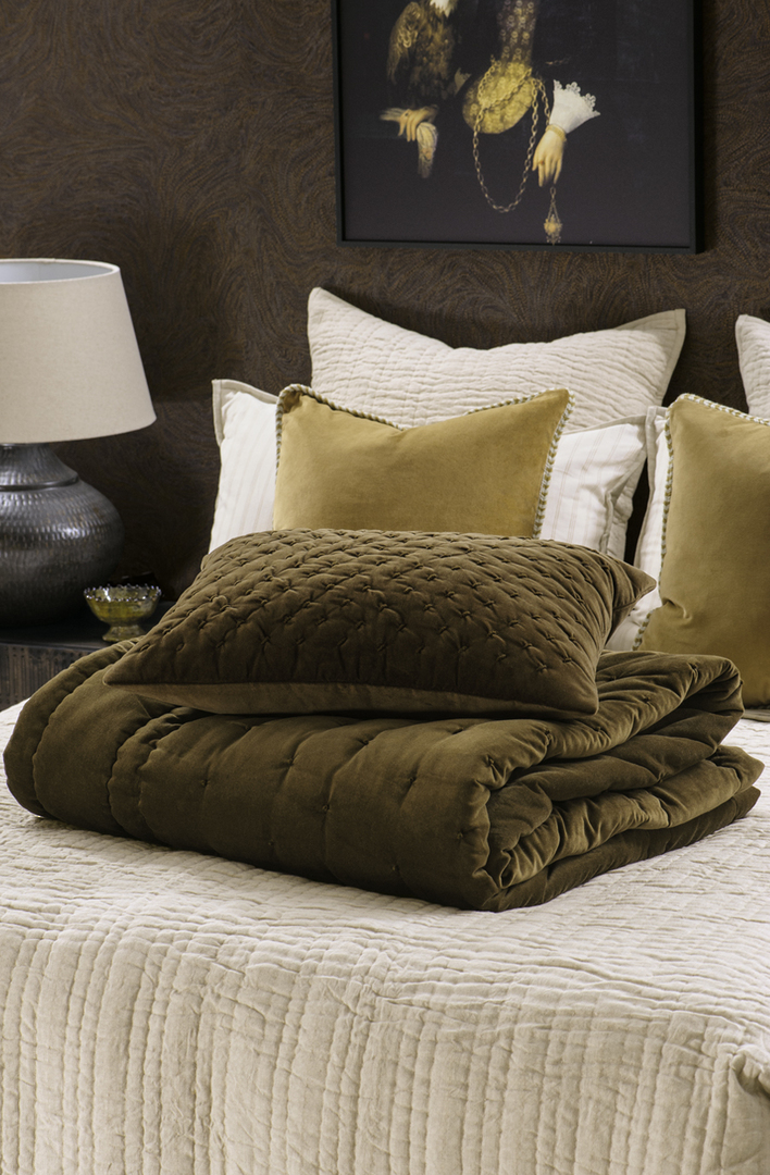 Bianca Lorenne | Mica Deep Moss Comforter | Cushion and Eurocases